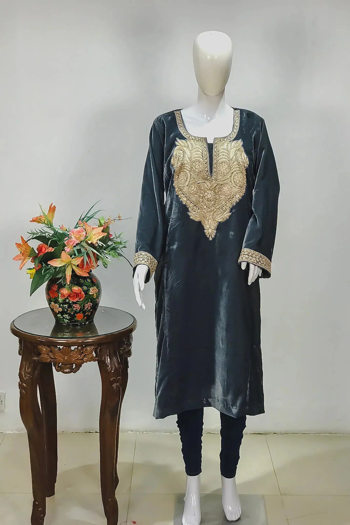 Grey Velvet Phiran – Zohreen | Angad Creations